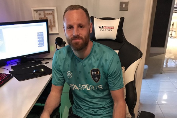 David Meyler, footballeur de Premier League le jour, youtuber la nuit