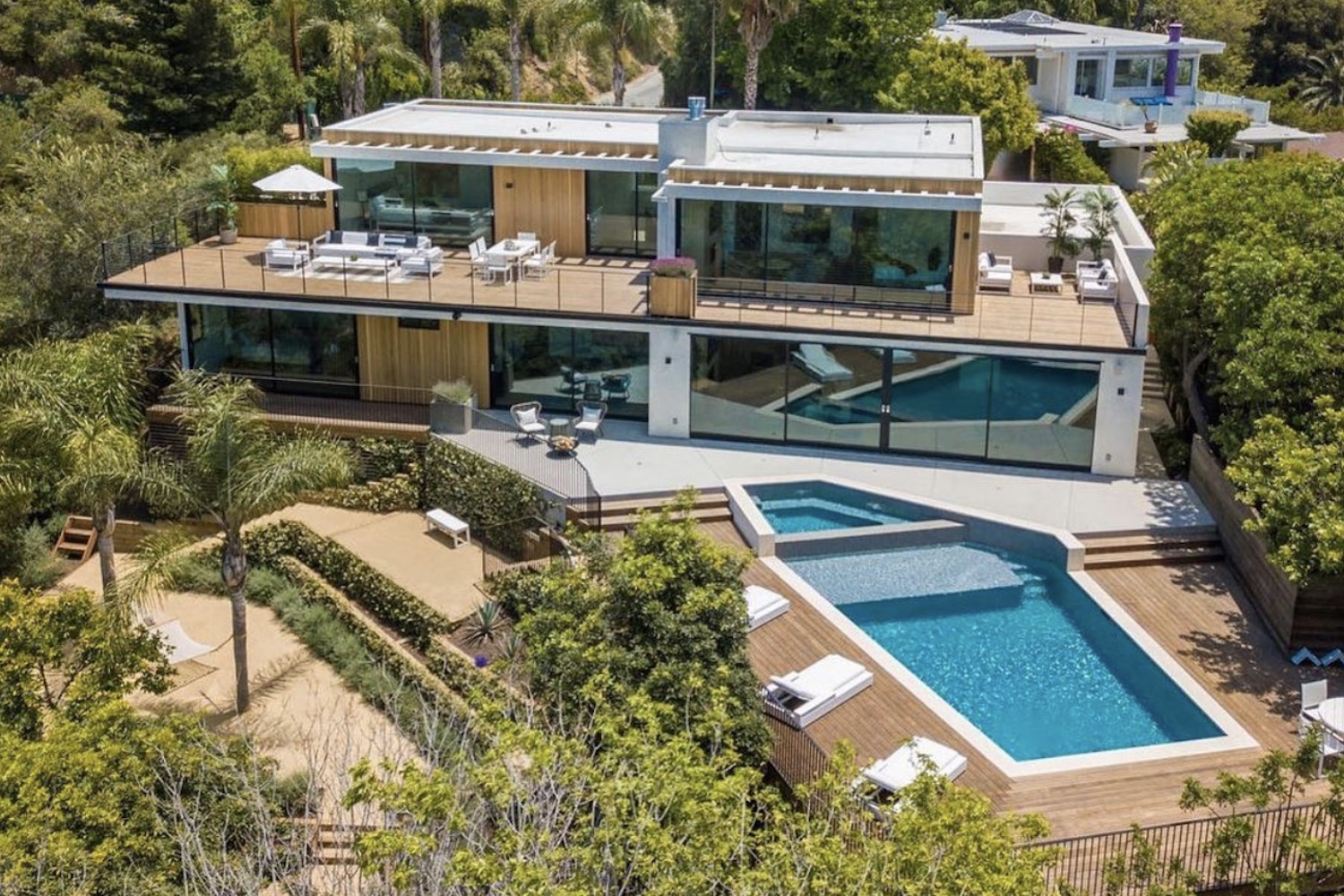 Dans la magnifique maison à 11M€ de Daniel Ricciardo à Beverly Hills
