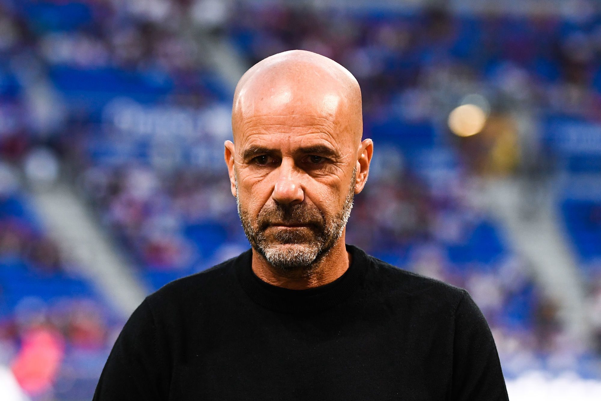 OL: Ça coûterait combien d'écarter Peter Bosz