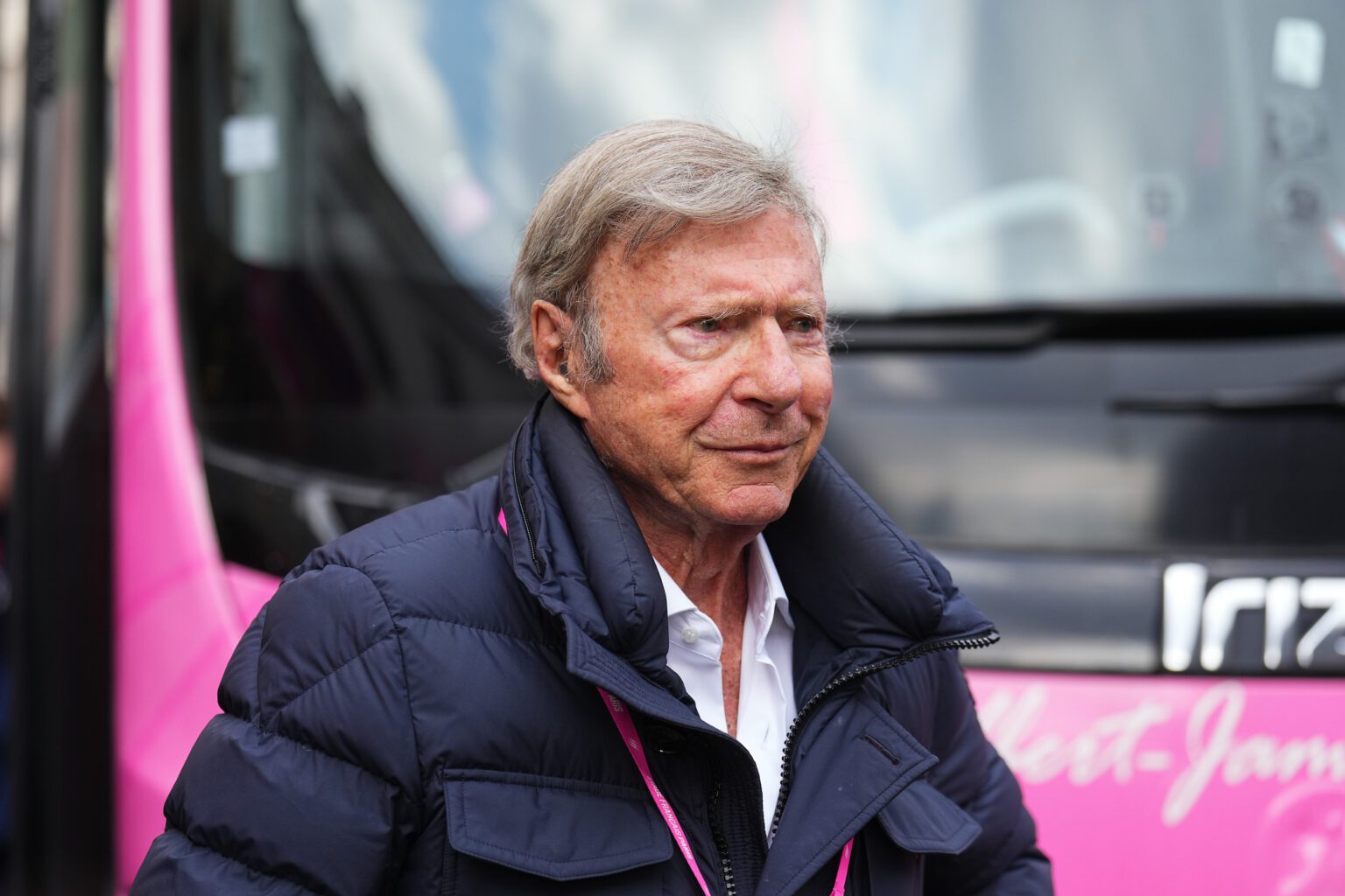 A combien s'élève la fortune de Hans Peter Wild propriétaire du Stade ...