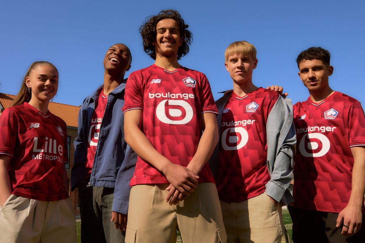 LOSC. Le nouveau maillot domicile 2025-2026 dévoilé