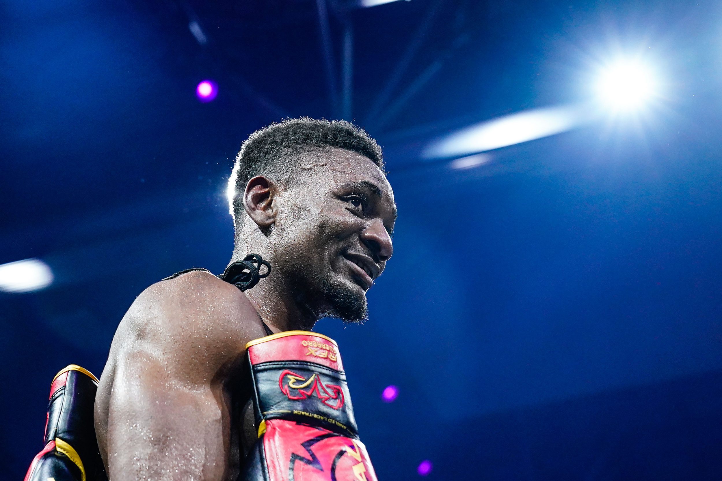 Christian Mbilli. Combien va-t-il gagner pour son combat contre Lester ...